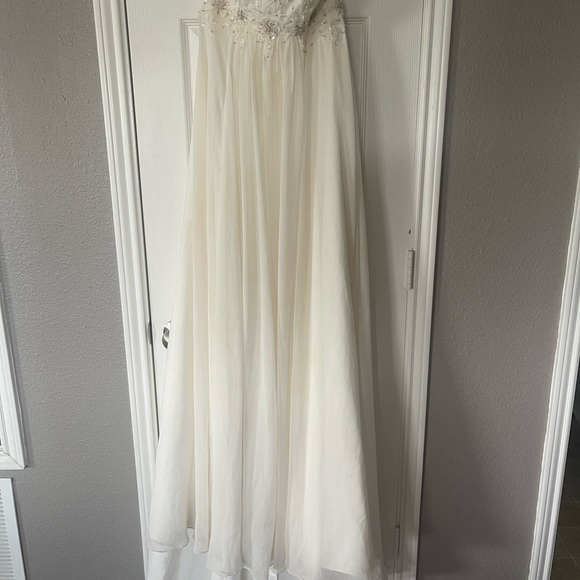 David's Bridal | Dresses | Davids Bridal Ivory Gown | Poshmark